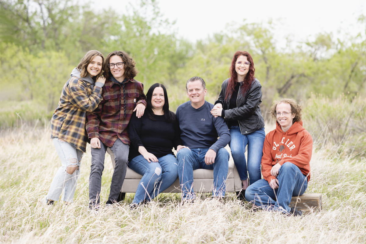 Adult Kids Family Session Outdoors in Parker, Colorado » Jamie Herrera ...