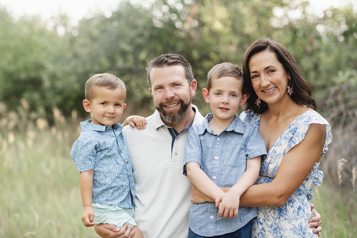 Family with Young Kids Summer Photography Session in Parker, Colorado ...